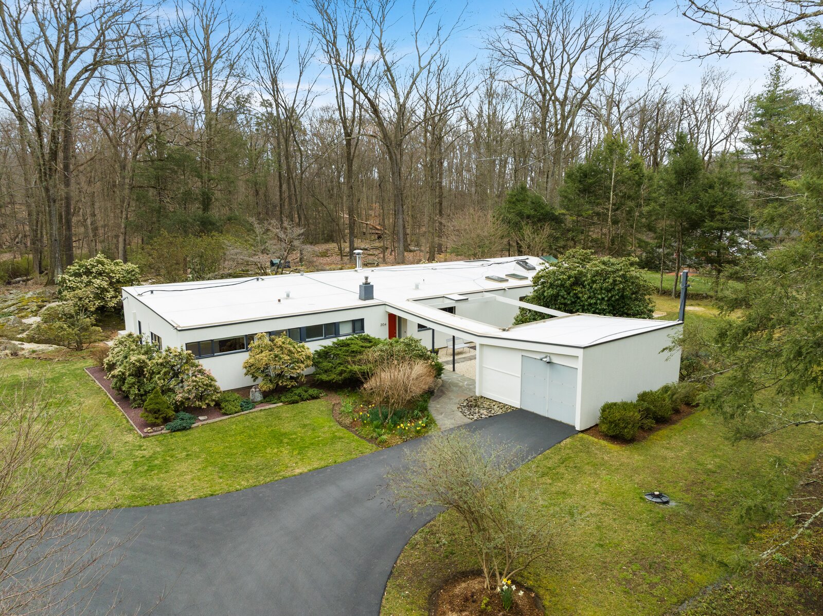 Photo 10 of 10 in Marcel Breuer’s Marshad House Just Hit the Market for ...