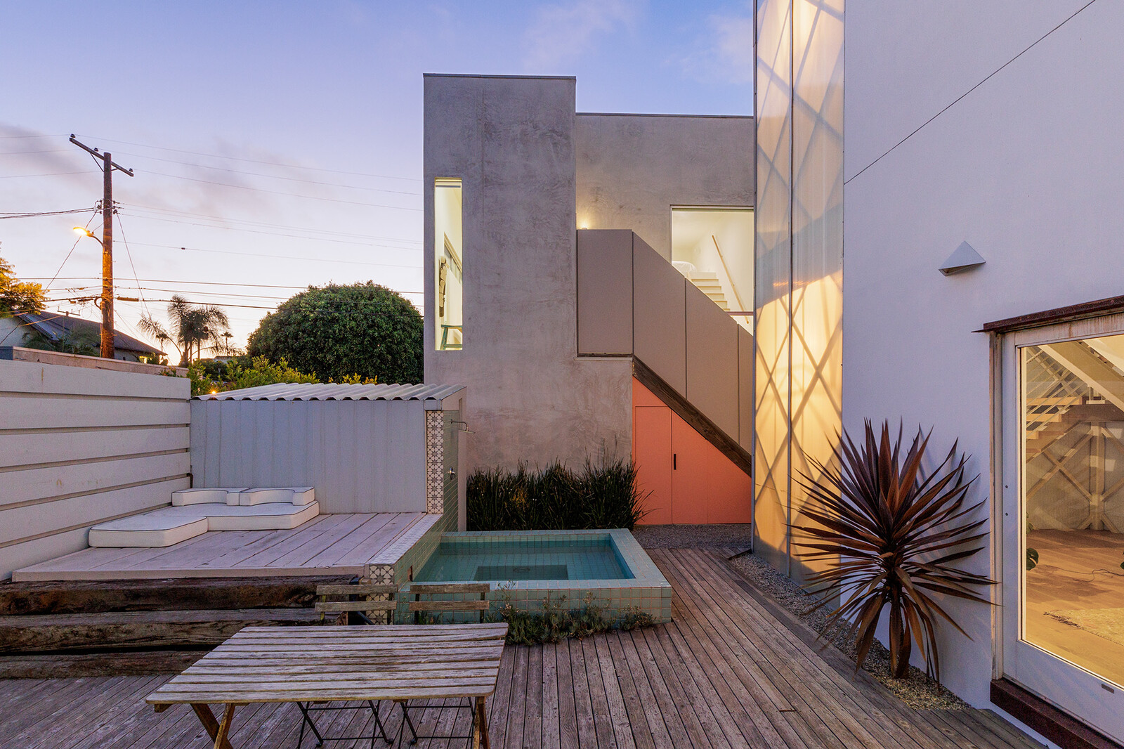 Photo 10 of 11 in Designer Jennifer Siegal Is Selling her Modular ...