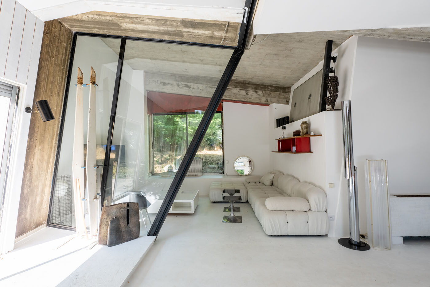 Photo 3 of 9 in Jean Nouvel’s First Home Is on the Market for $764K - Dwell