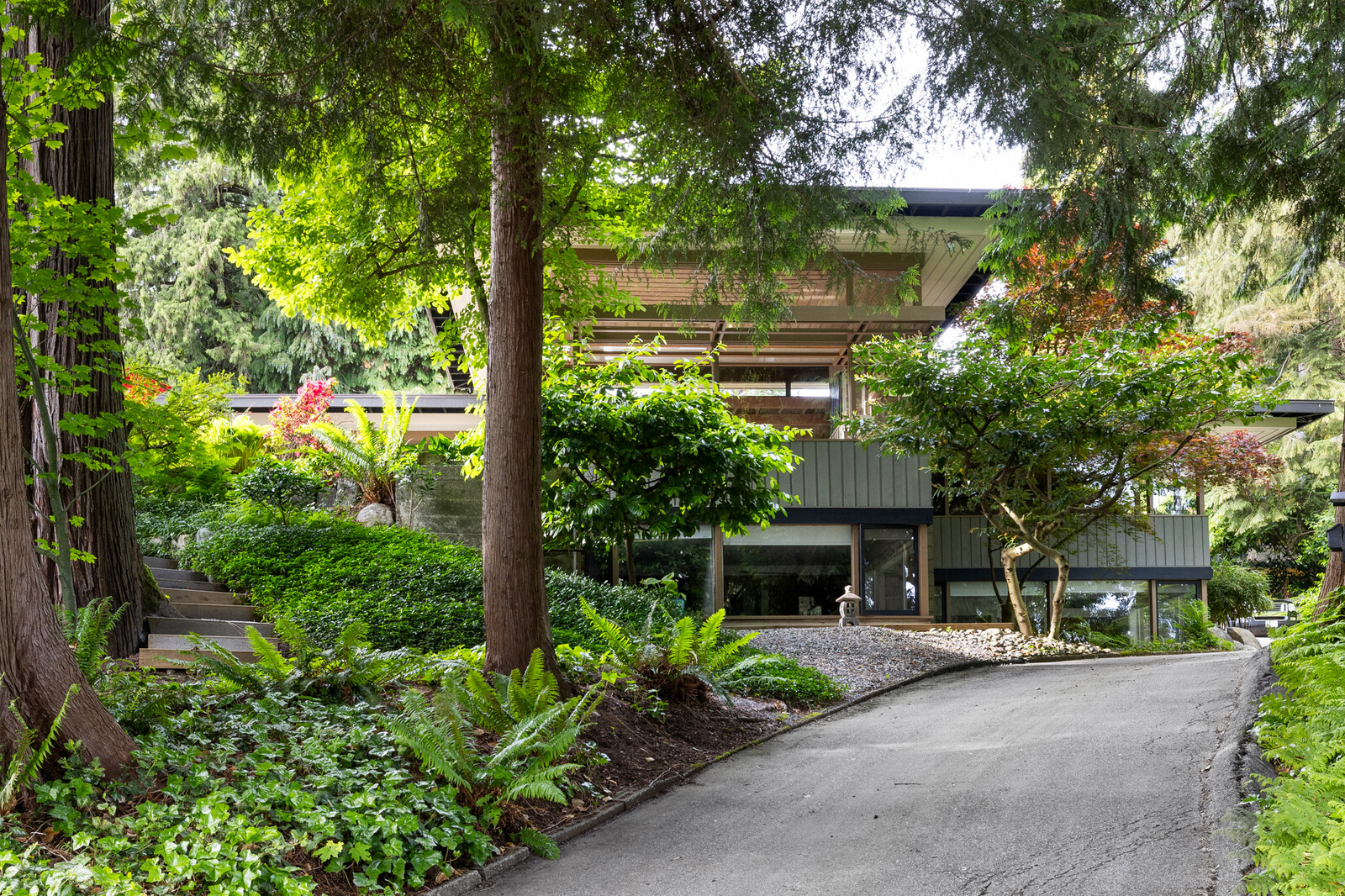 Clean Lines Meet Forest Views in This Landmark $2.5M Vancouver ...