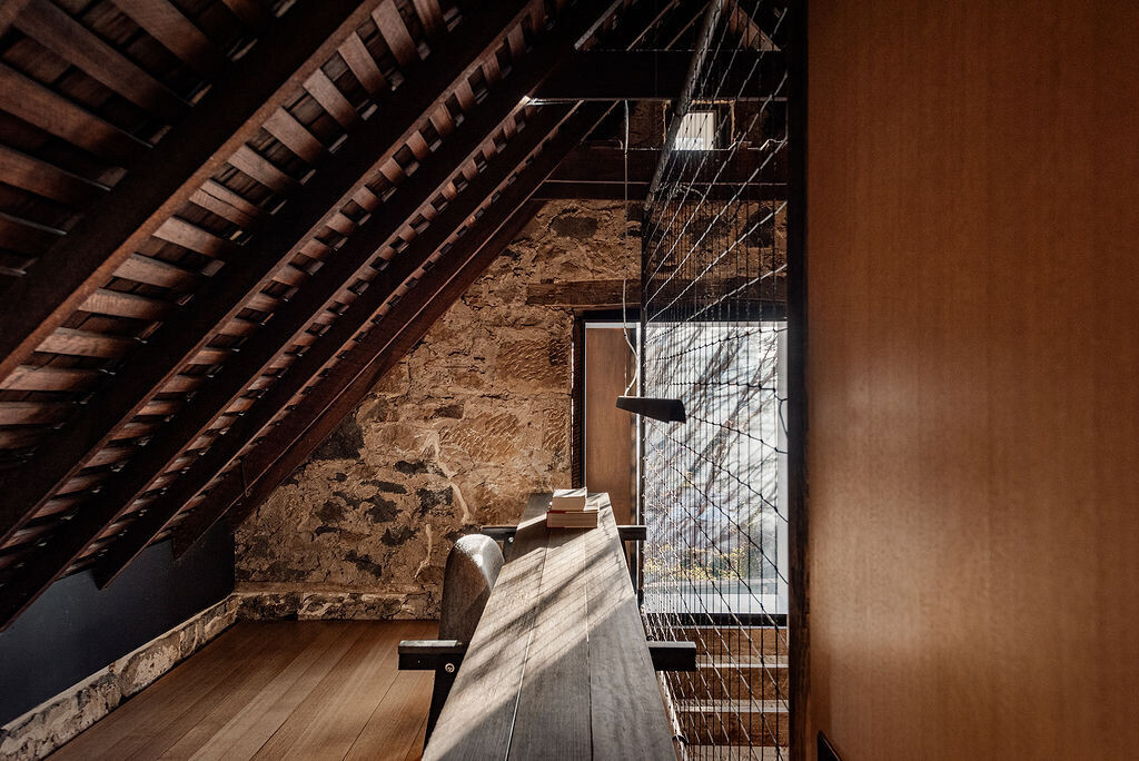 Photo 6 of 9 in If You Love Second Acts, Here’s a Dramatic Barn Reno in ...