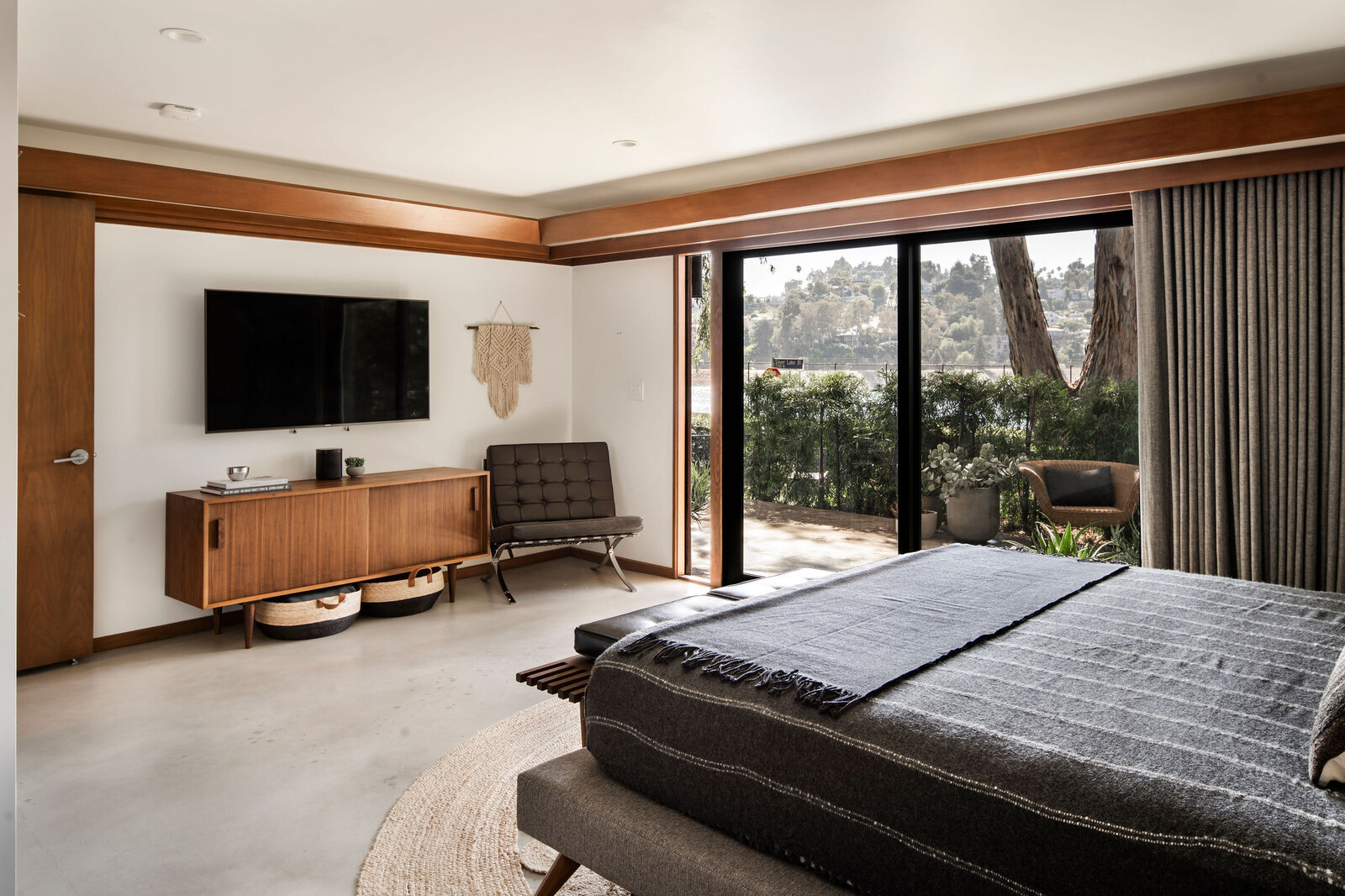 Photo 8 of 11 in This $2.5M L.A. Home Was Revamped by Frank Lloyd Wright’s Grandson - Dwell