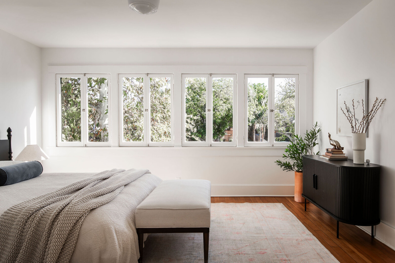 Photo 8 of 11 in This $1.5M Dutch Colonial in L.A. Is Filled With 118 ...