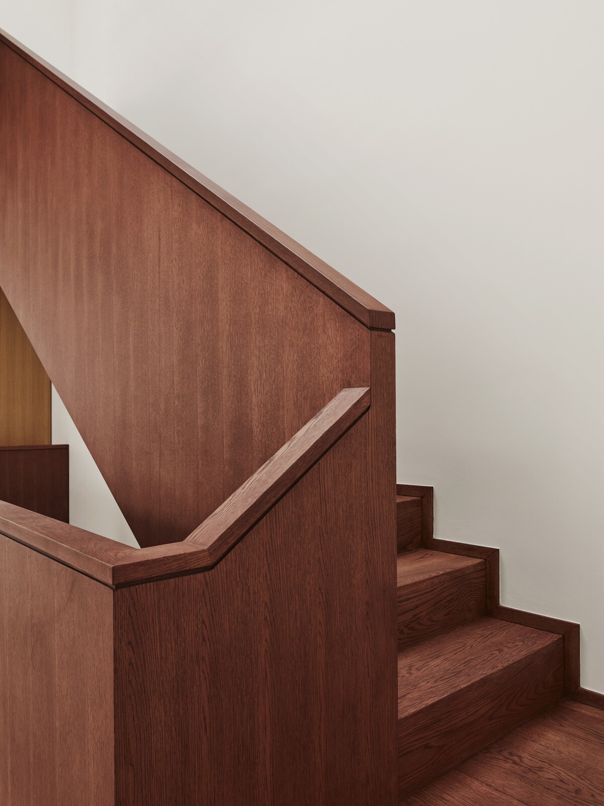 Photo 3 of 5 in How They Pulled It Off: A Modern, Sculptural Staircase ...