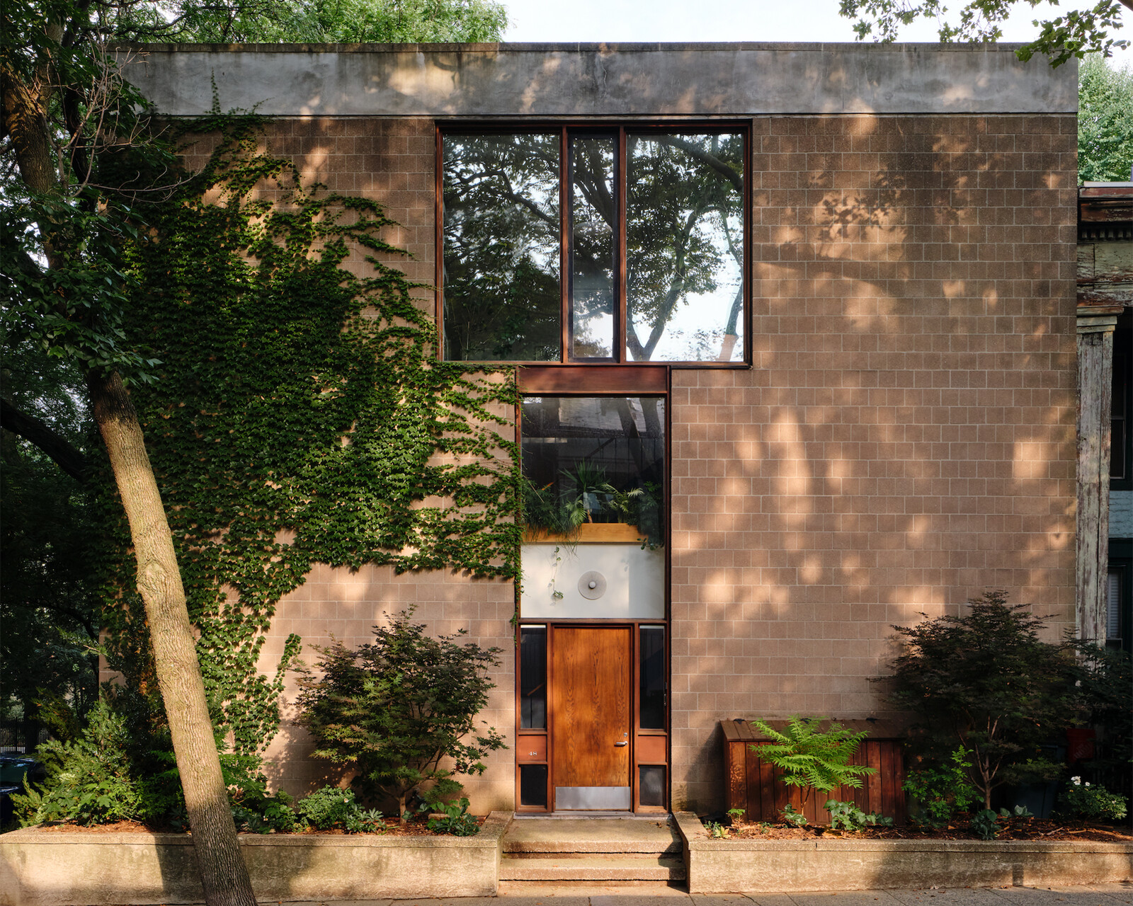 Brooklyn’s Famed Merz House Lists for $12M After a Top-Down Revamp - Dwell