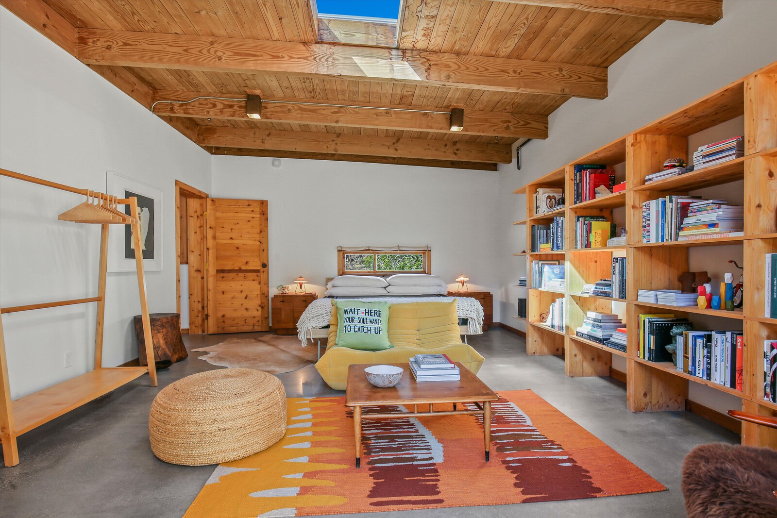 Photo 3 of 15 in Artist Alma Allen’s Joshua Tree Home Just Hit the ...