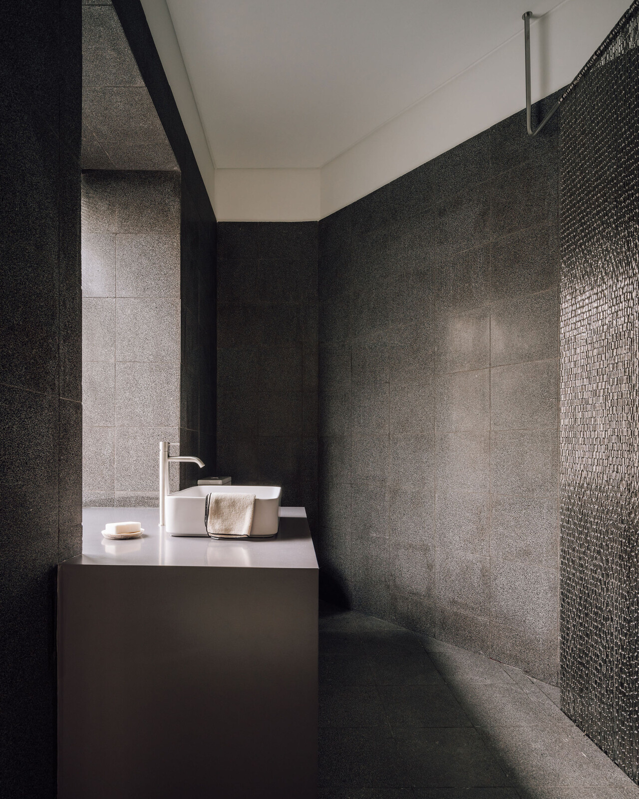 Photo 11 of 12 in Heavy Metal Gives This $643K Lisbon Flat an ...