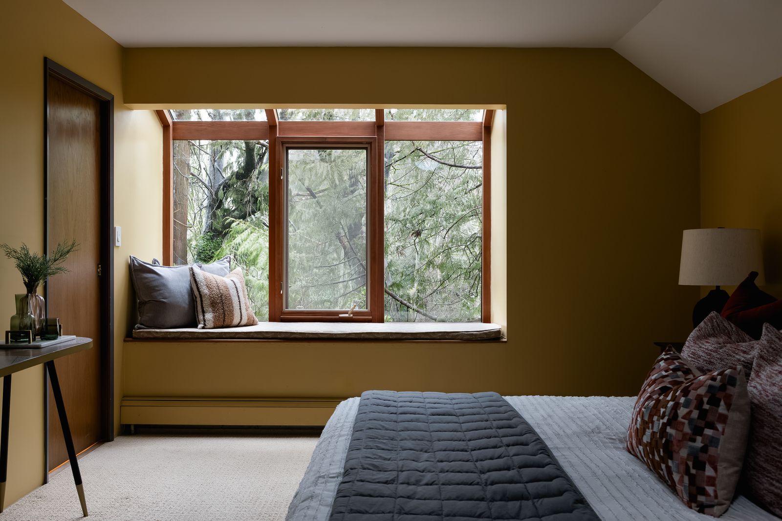 Photo 9 of 13 in This $1.2M Cabin Is Like a Slice of Sea Ranch in ...