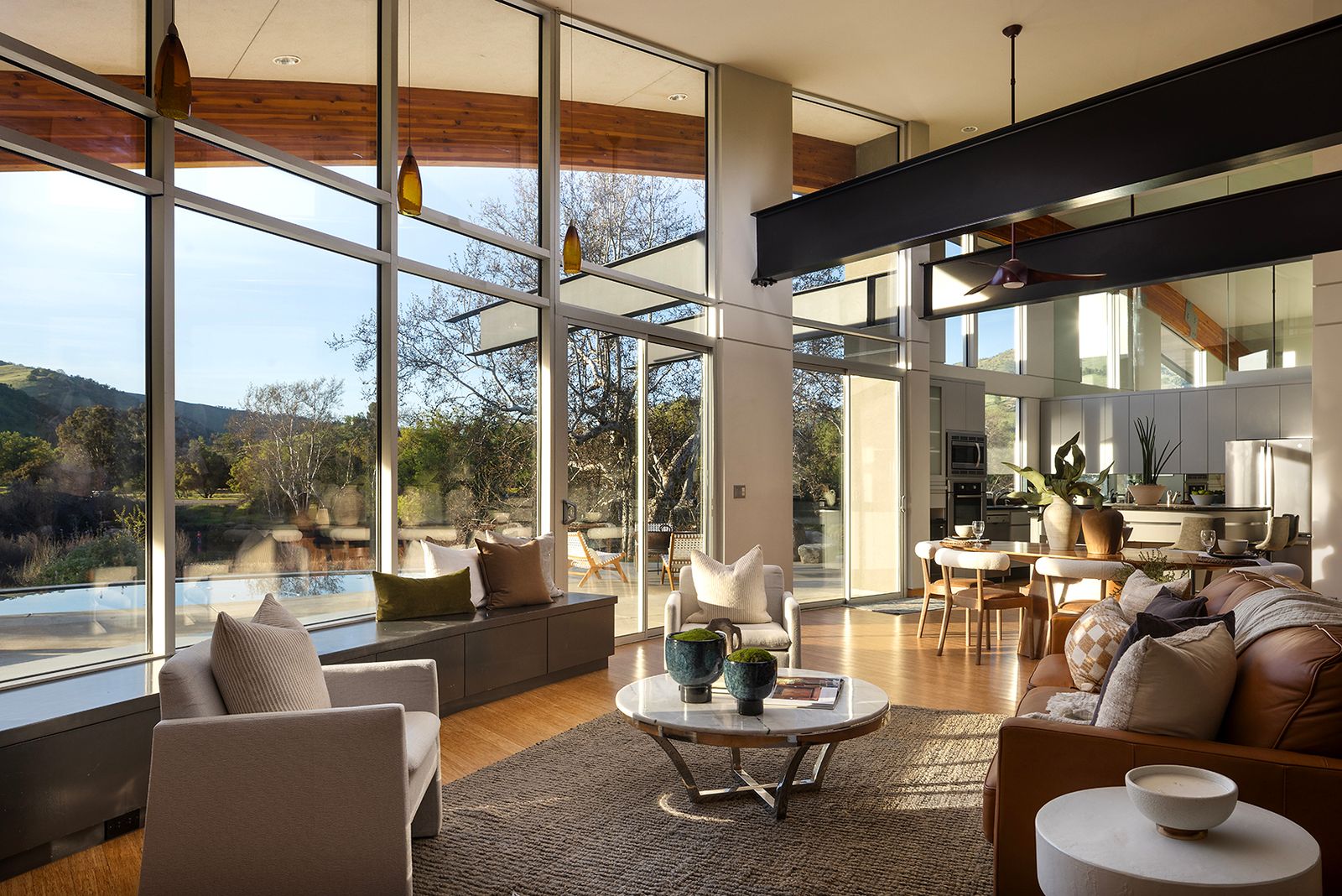 Photo 6 of 19 in A Frank Lloyd Wright Protégé Built This $2M Home With a Massive Curved Roof - Dwell