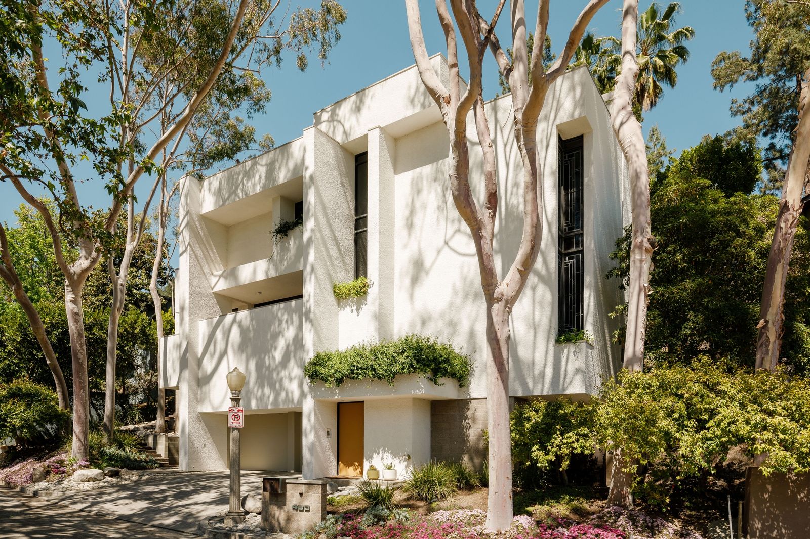 Photo 1 of 16 in Architect Conrad Buff’s Los Angeles Home Is on the Market for $2M - Dwell