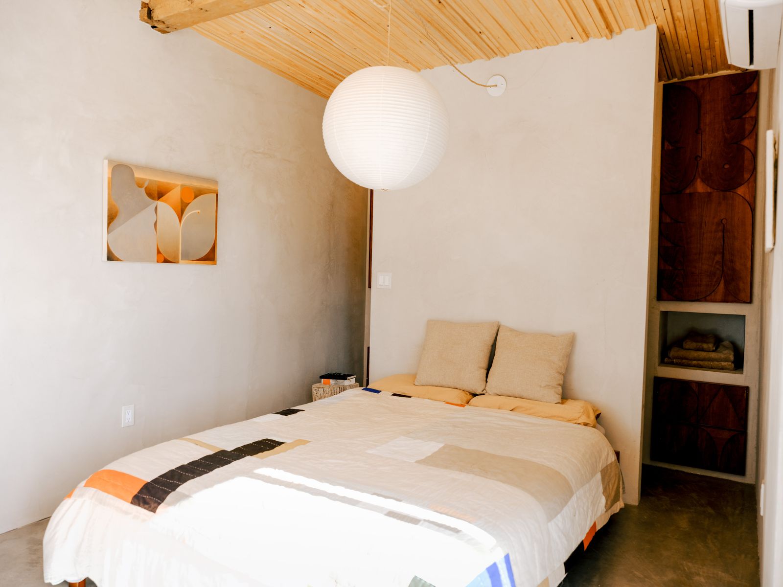 primary bed (4 Photos) - Dwell