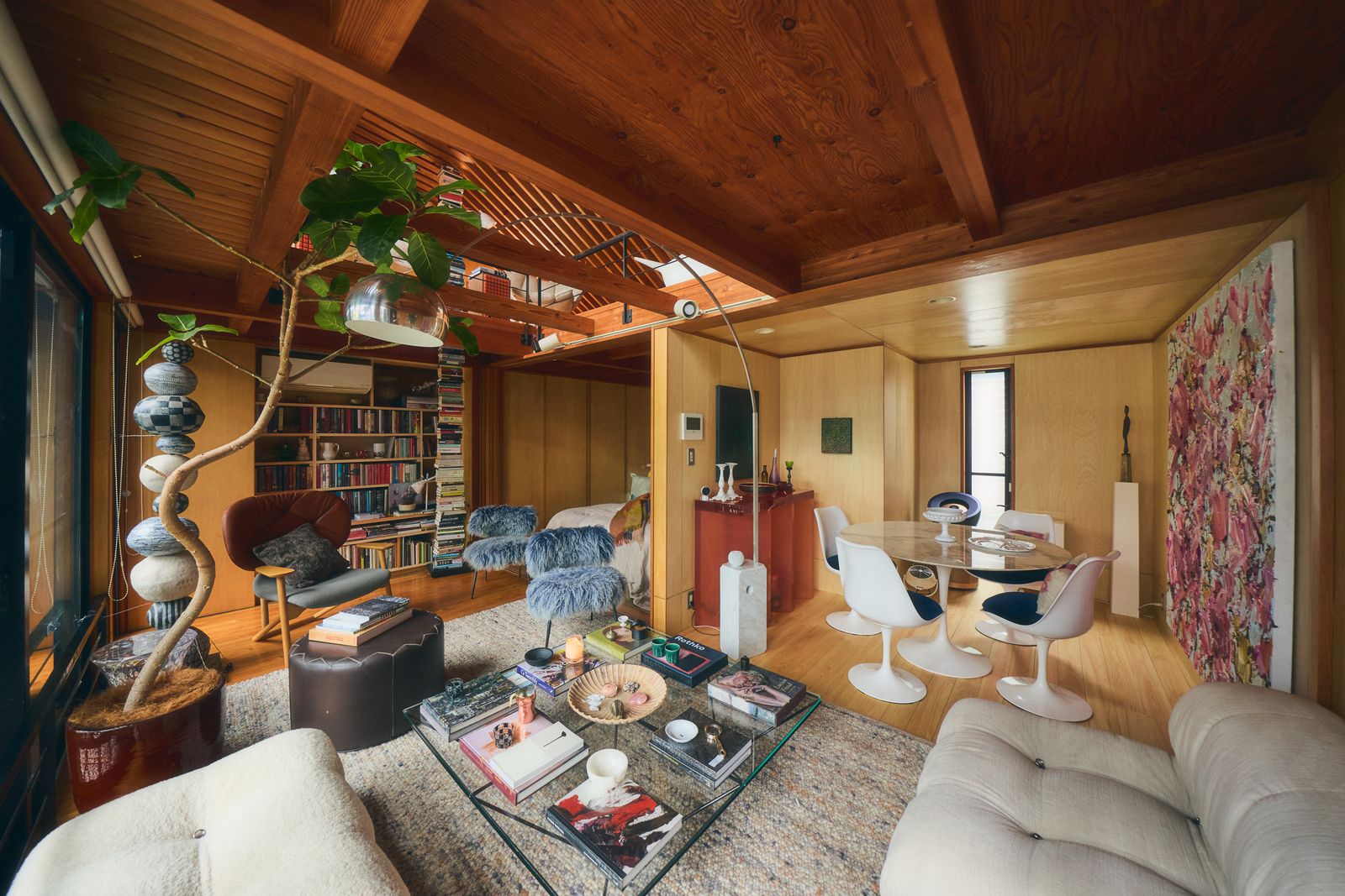 Photo 5 of 5 in Lodge Interiors by Annalise Rowane from He Came Back to ...