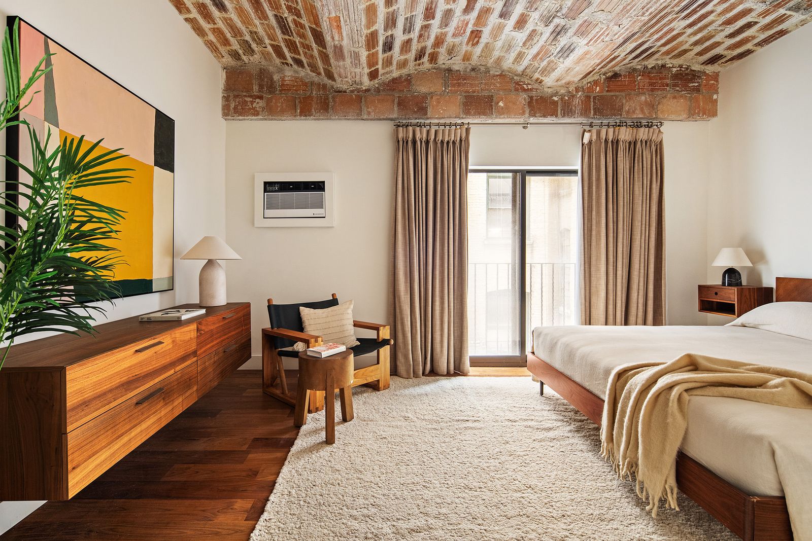 Photo 10 of 12 in Barrel-Vaulted Brick Ceilings Cap This $3M West ...