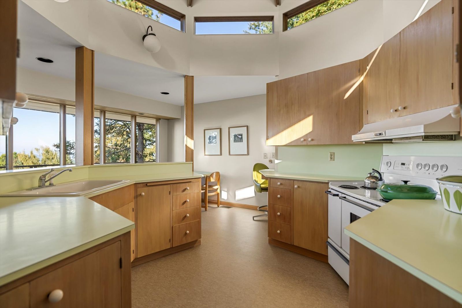 Photo 5 of 15 in Portland’s Carousel House Just Hit the Market for the ...