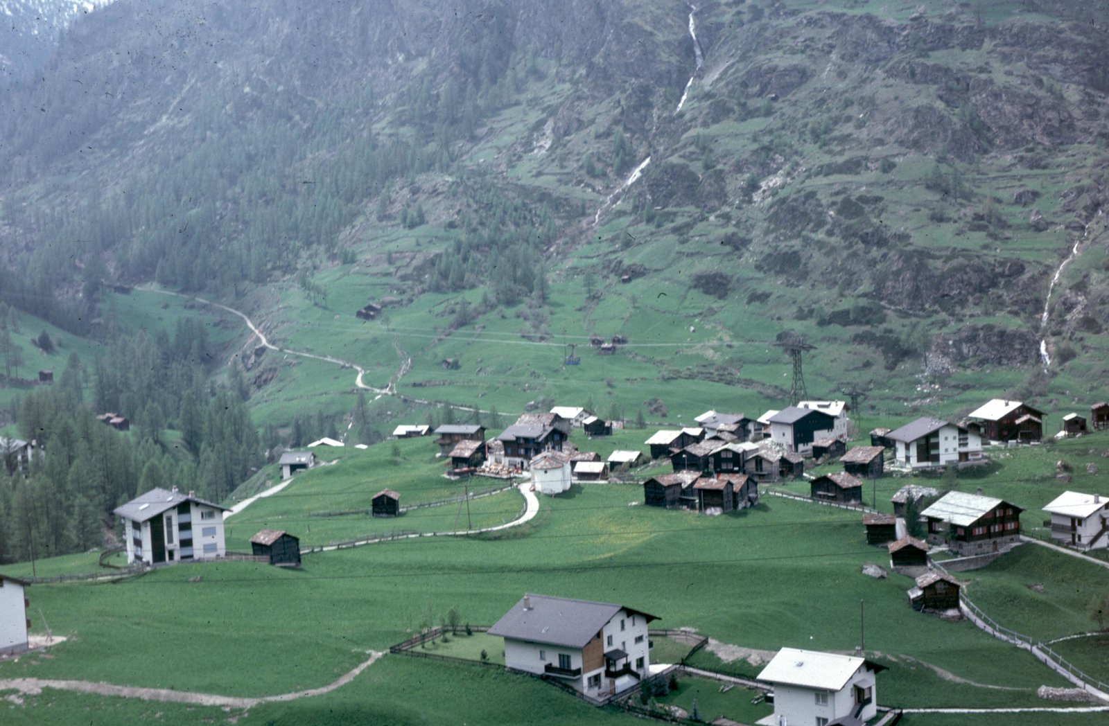 Photo 4 of 14 in Switzerland 1977 by Ethan Lance - Dwell