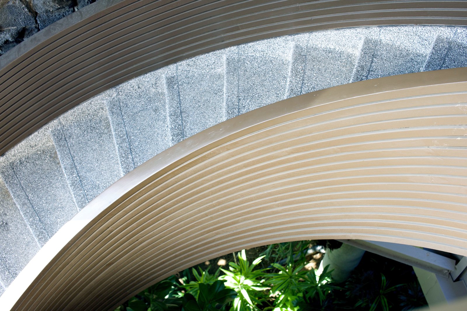 Photo 4 of 12 in Iconic Houses: The Garcia House by Paige Alexus - Dwell