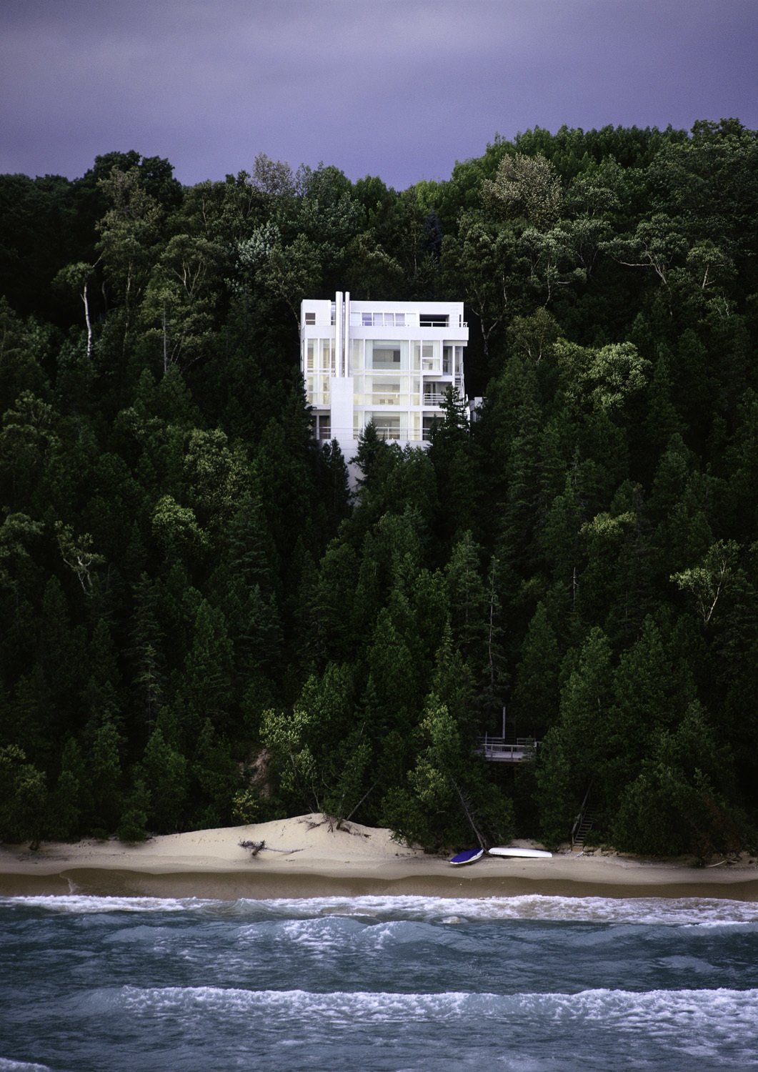 Photo 2 of 5 in Richard Meier's 1973 Douglas House Receives Historic ...