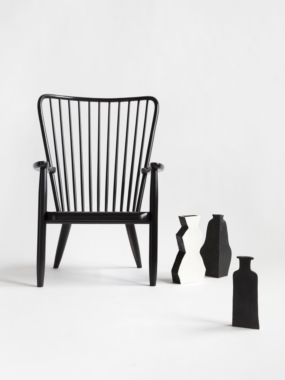 Windsor Lounge Chair (4 Photos) - Dwell
