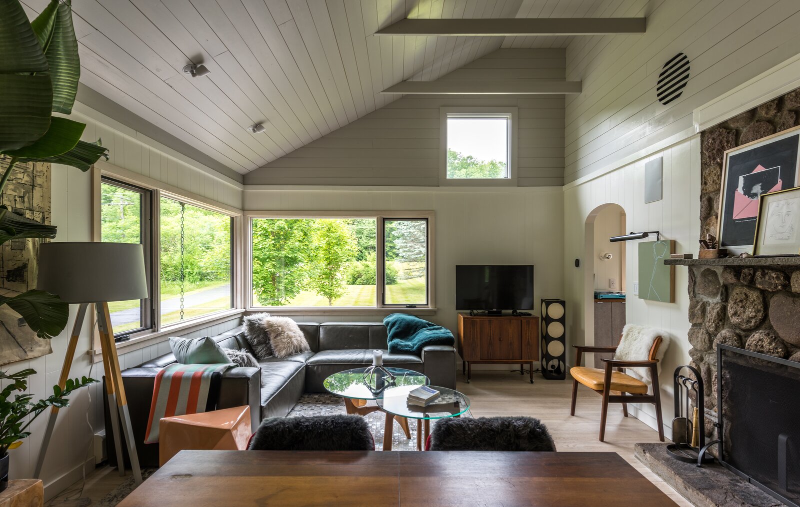 Photo 4 of 13 in Budget Breakdown: An Architect Reimagines a Ramshackle ...