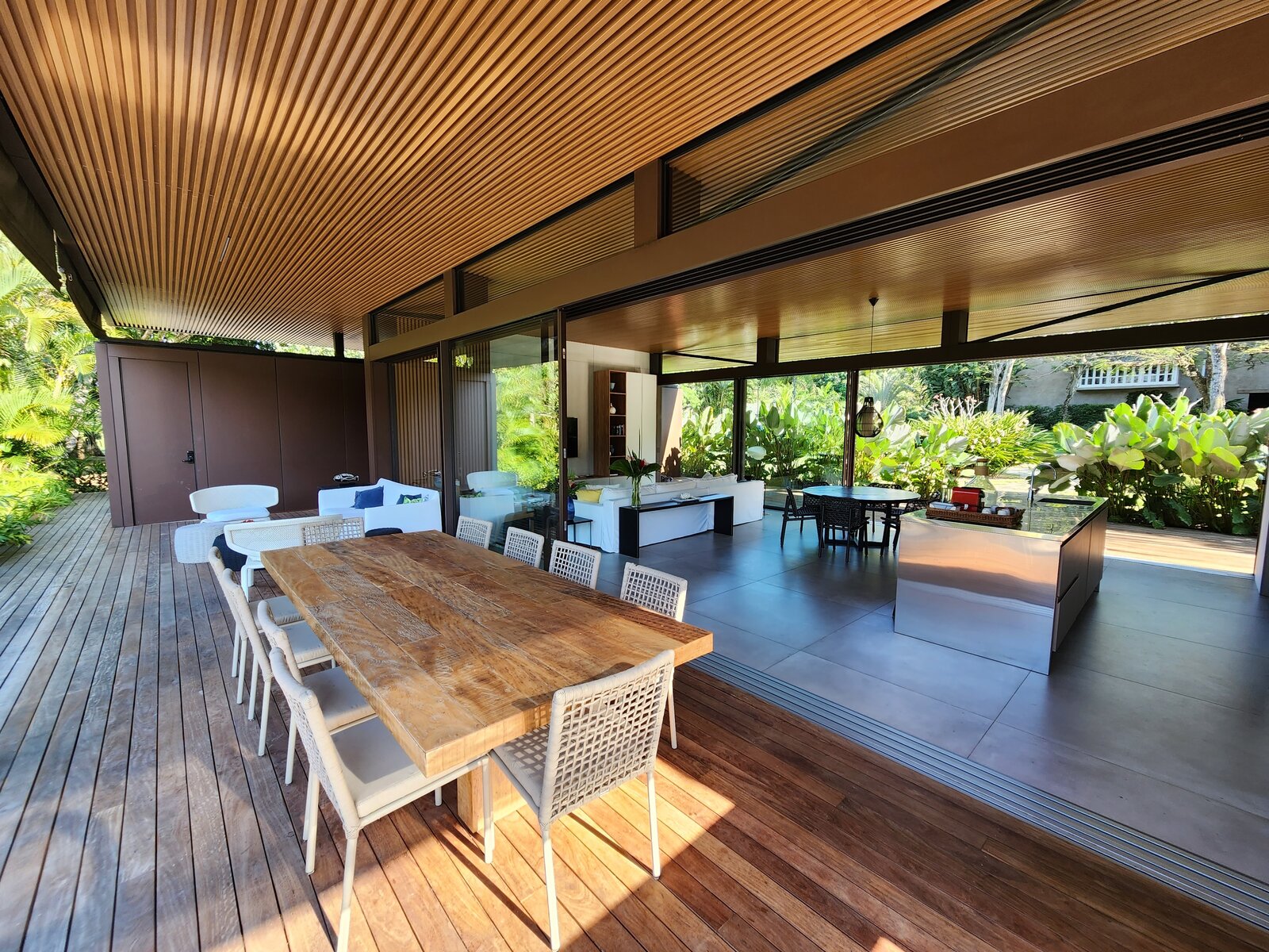 Photo 2 of 6 in This Prefab Builder Uses the Same System to Build ...