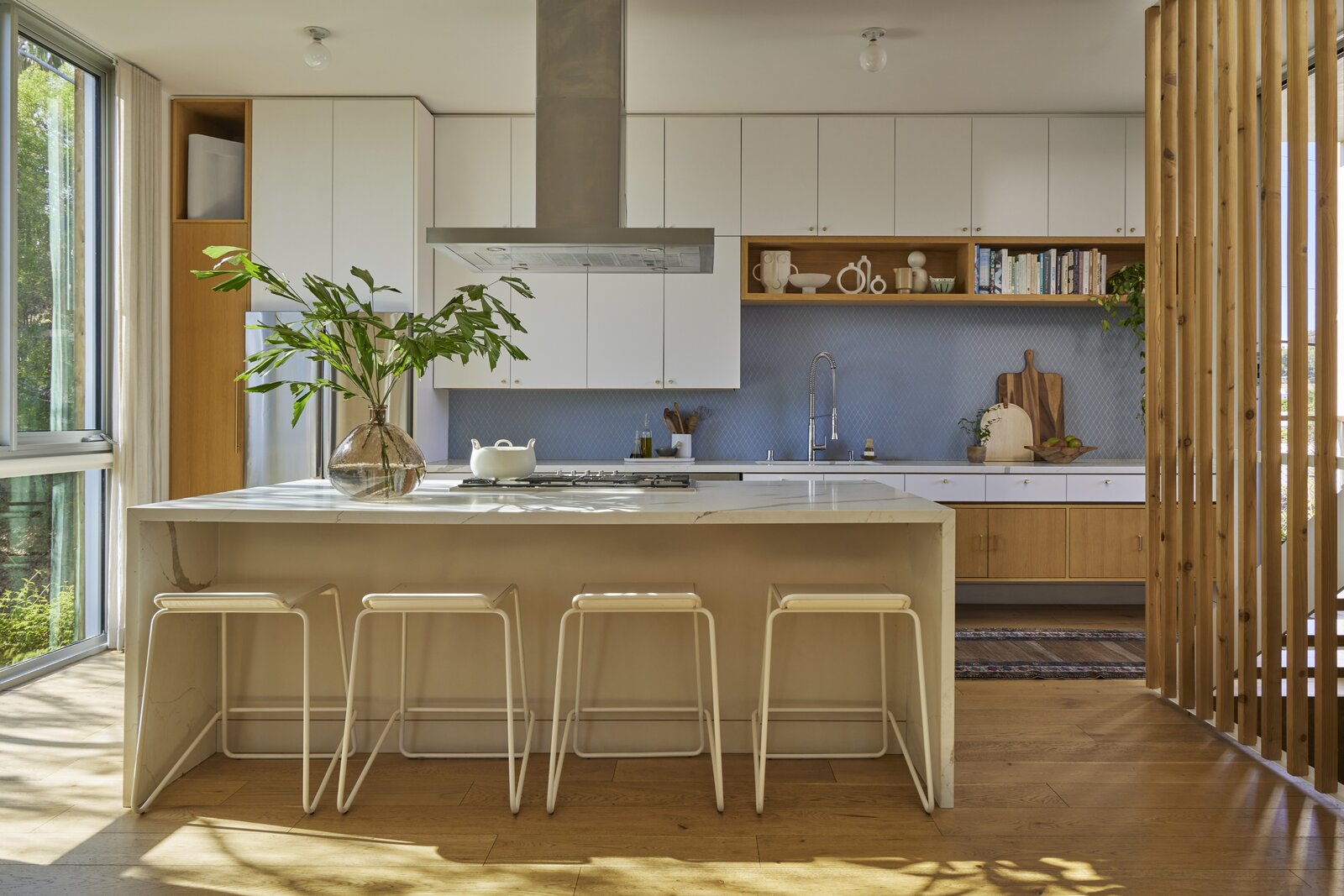Photo 10 of 18 in In Echo Park, an “Odd Little Property” Turns Into an ...