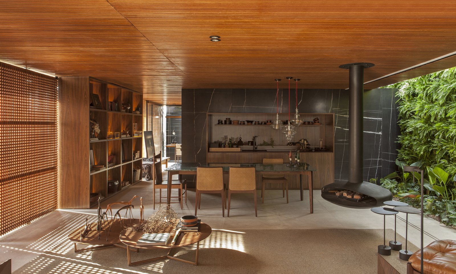 Photo 6 of 15 in 15 Masterful Art Collectors’ Homes That Let the Work ...