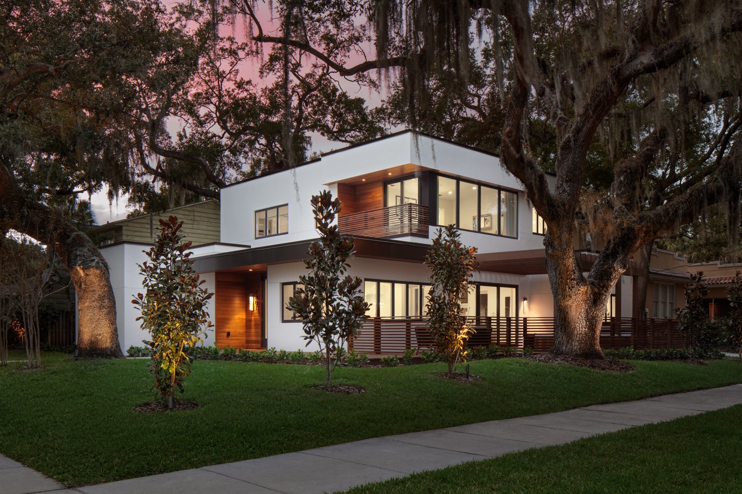 Photo 16 of 18 in This Reimagined Florida Home Makes Room For Extended ...