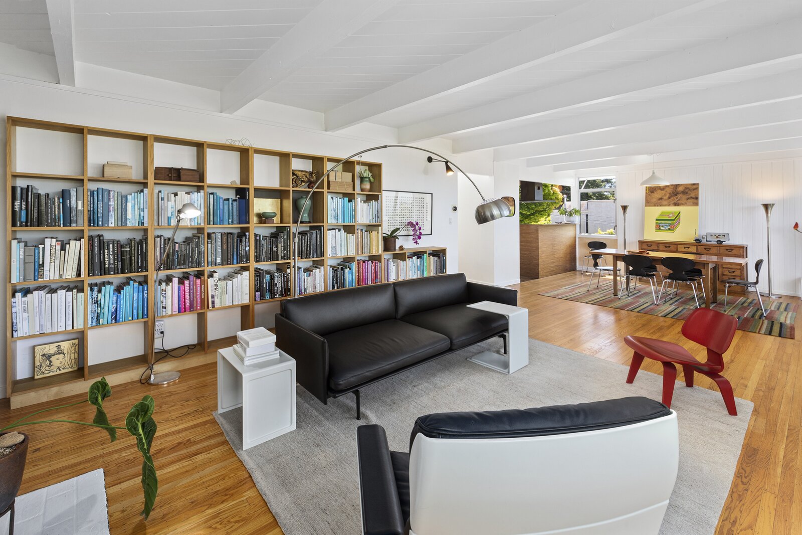 Photo 10 of 14 in A Donald Olsen–Designed Midcentury Seeks $1.7M in ...