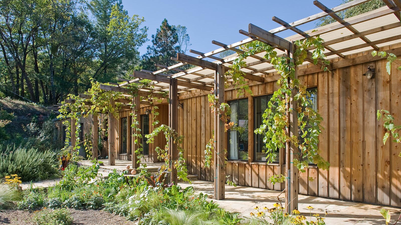 Photo 5 of 7 in This Overhauled 1960s Ranch House Connects a Family to ...