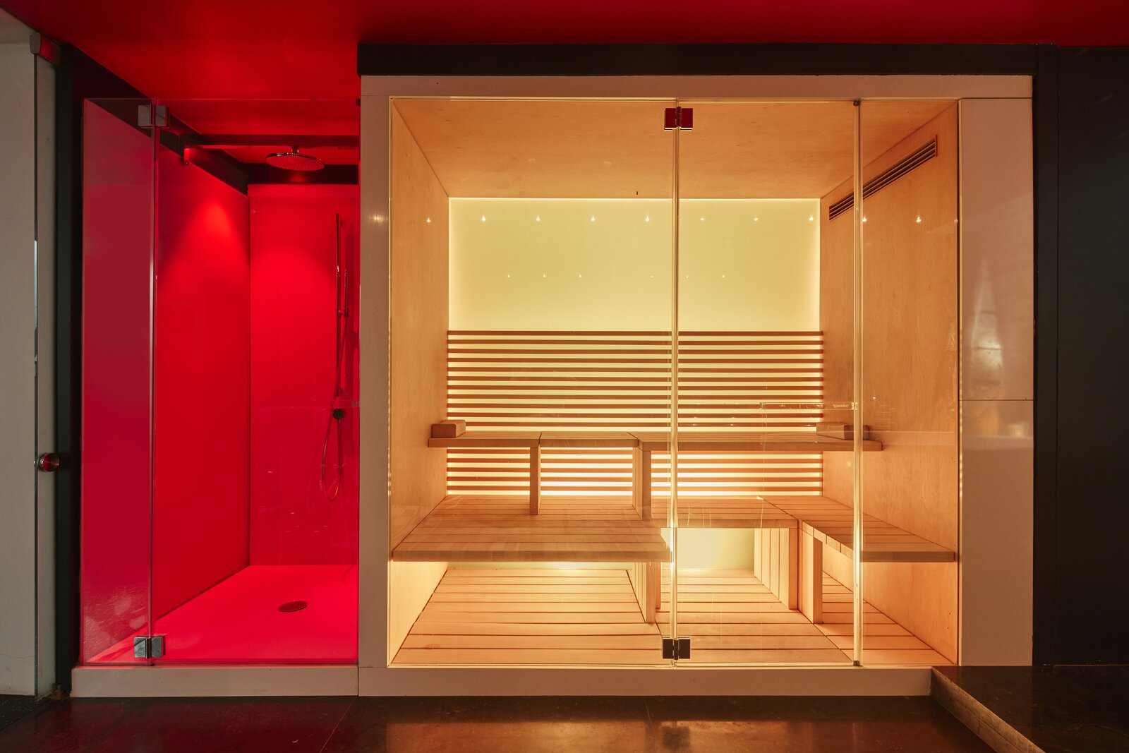 Photo 15 of 17 in A London Mews Home With a Subterranean Dance Floor ...