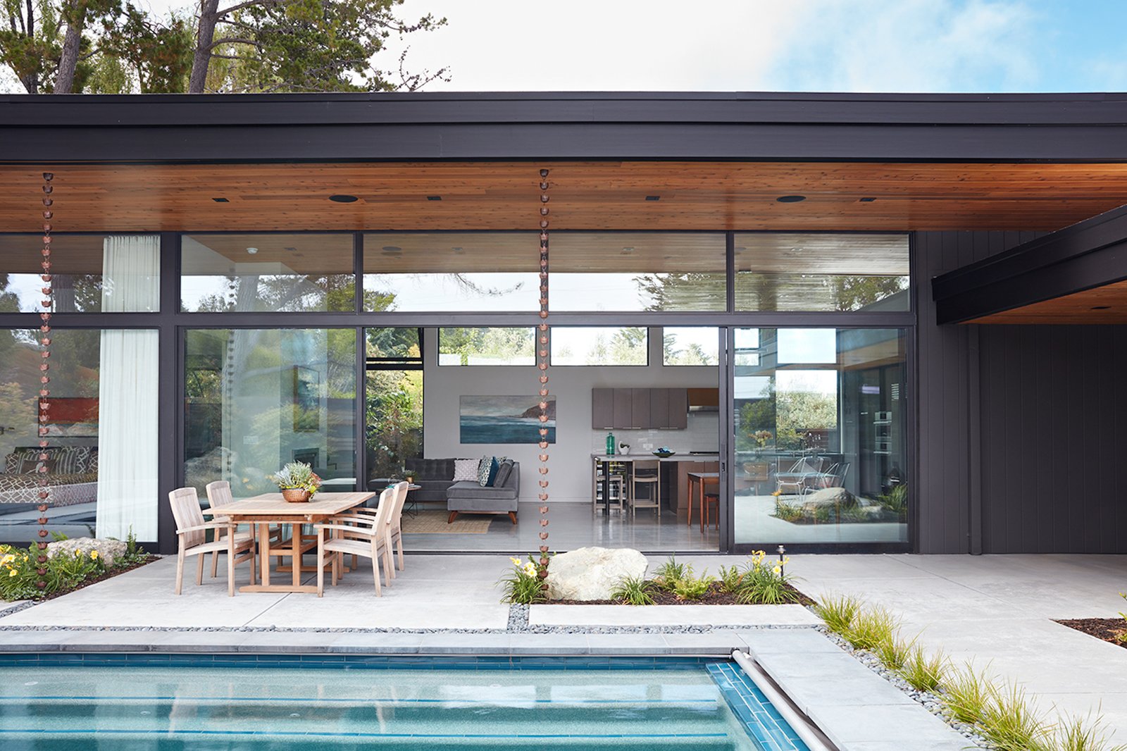 Photo 14 of 22 in Glass Wall House by Klopf Architecture - Dwell