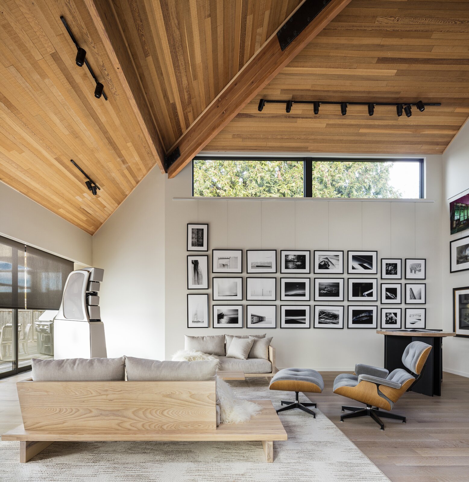 Photo 1 of 16 in House of Sound and Light by DeForest Architects - Dwell