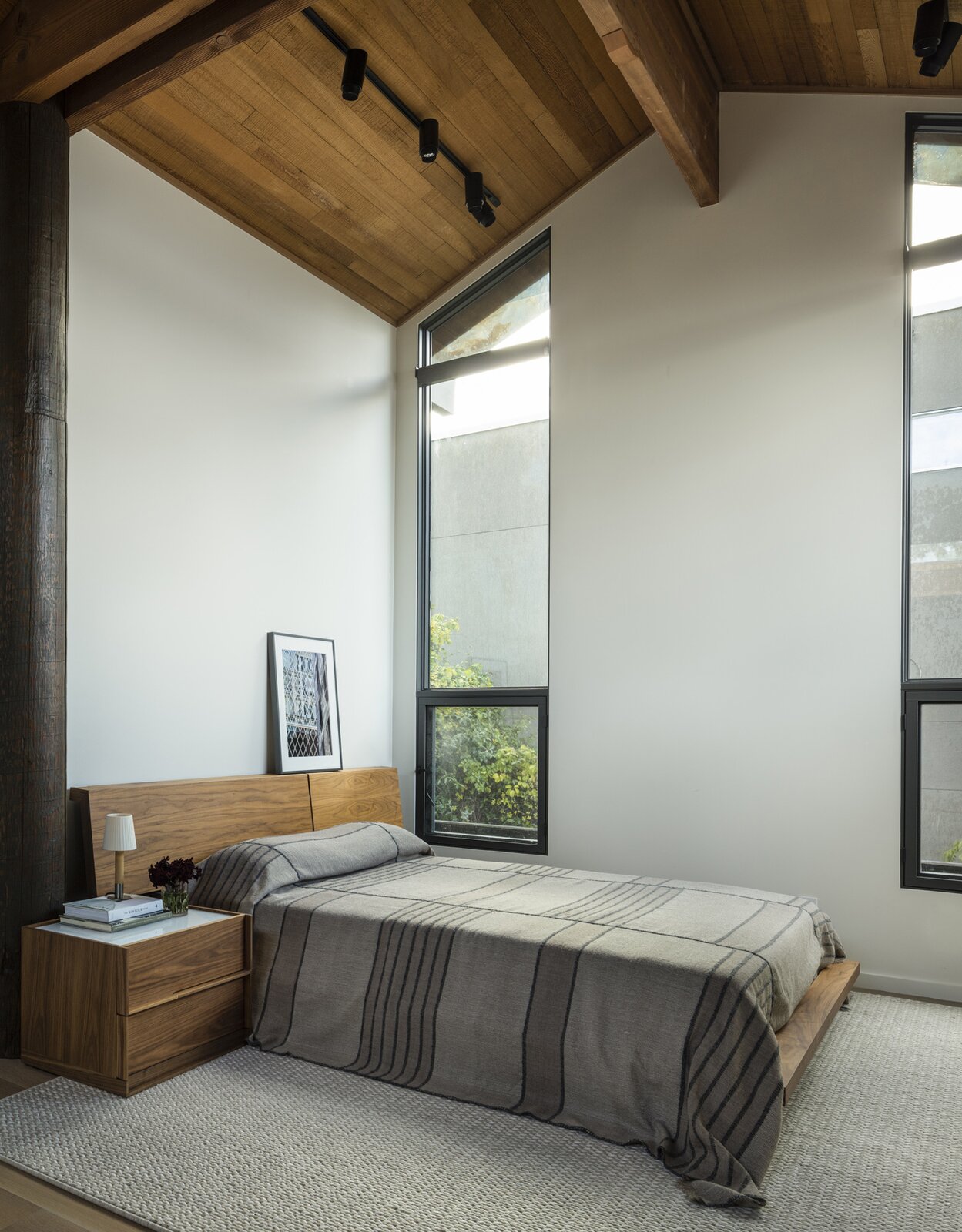 Photo 7 of 16 in House of Sound and Light by DeForest Architects - Dwell