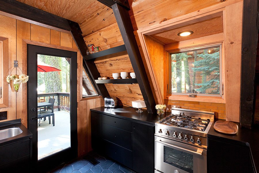 Photo 5 of 11 in Homewood by cpopp workshop - Dwell