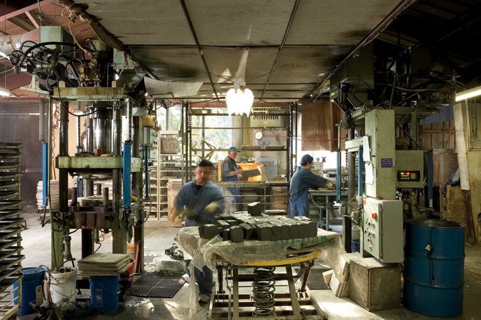 Sausalito Dinnerware Factory Tour - Dwell