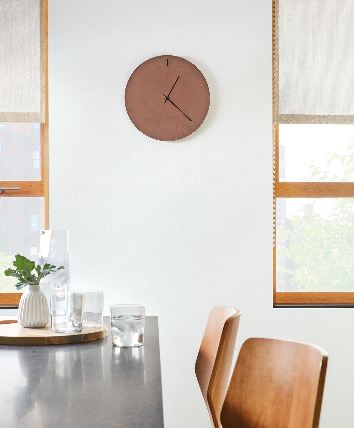 clock (2 Photos) - Dwell