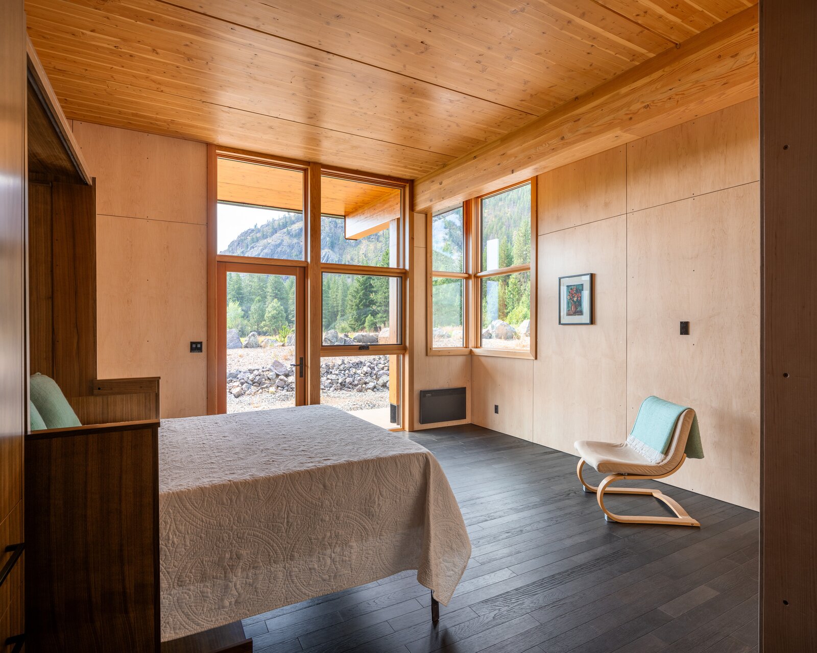 Photo 3 of 13 in The Berm House by CAST architecture - Dwell