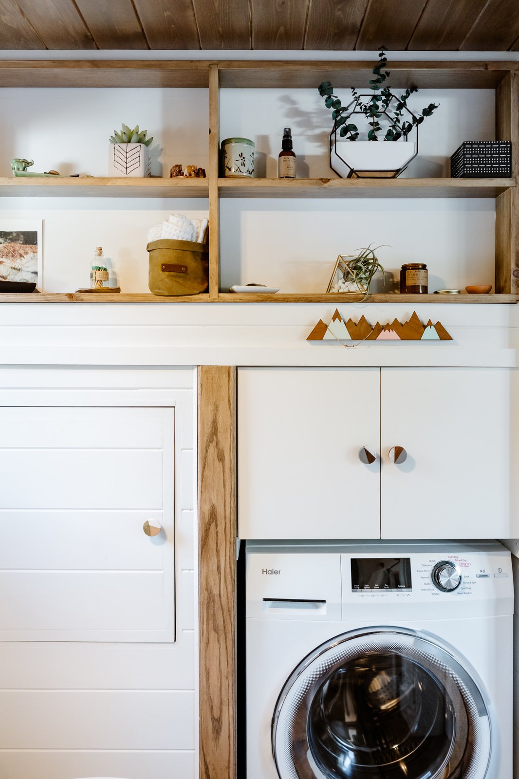 Photo 11 of 11 in A Photographer’s 331-Square-Foot Tiny Home Makes Room ...