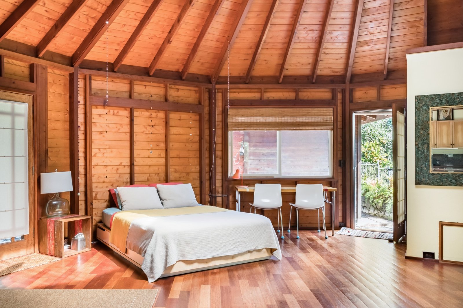 Photo 10 of 10 in 10 Tiny Homes in Hawaii That Prove a Little Goes a ...