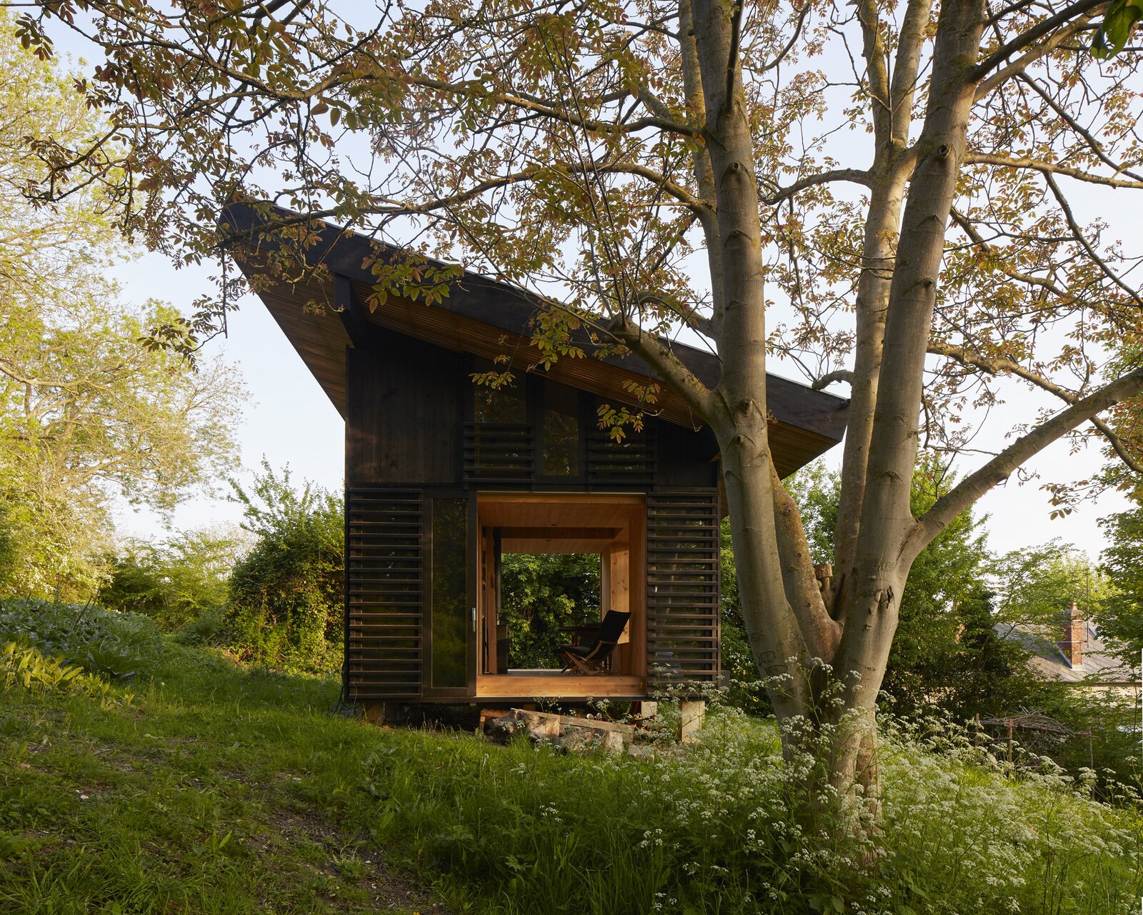 Photo 2 Of 11 In A Tiny Cabin In France Makes 215 Square Feet Feel Photo 2 Of 11 In A Tiny Cabin In France Makes 215 Square Feet Feel