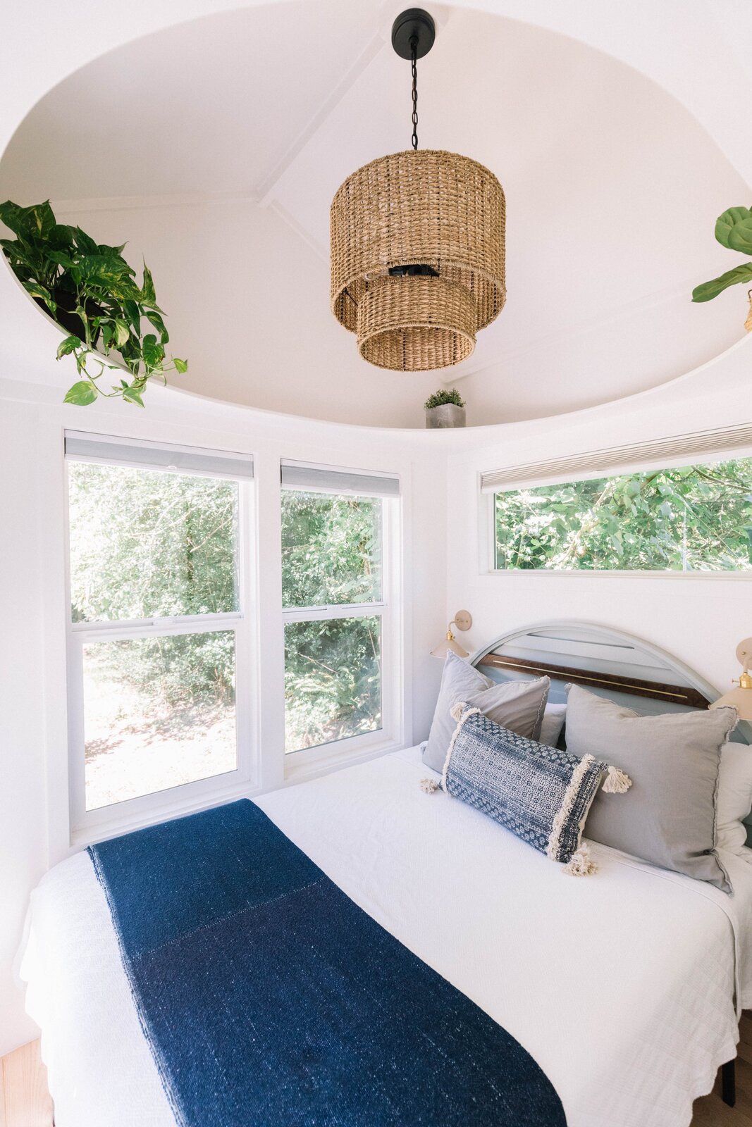 Photo 4 of 9 in A Tiny Home in Washington Captures the Serenity of the ...