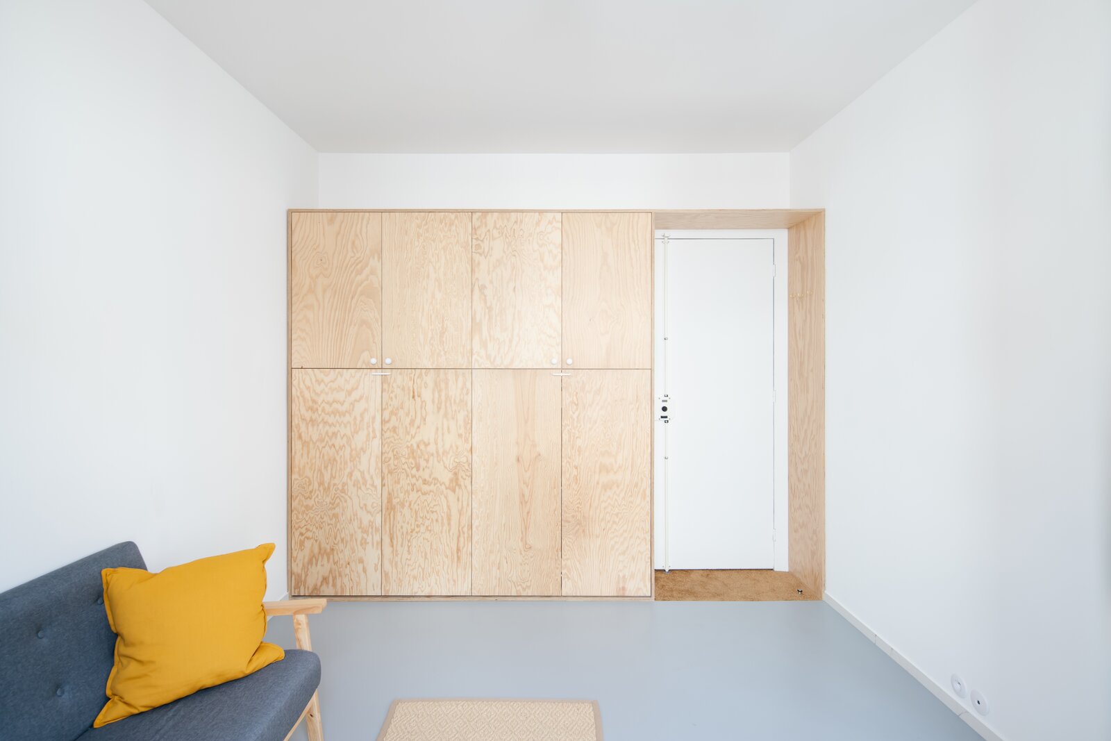 Photo 7 of 8 in Design Magic Makes This 137-Square-Foot Parisian Flat ...