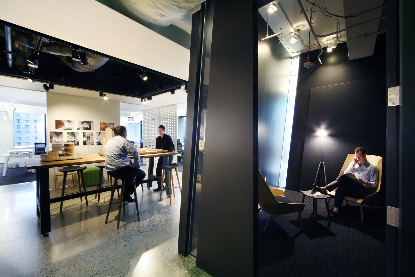 Photo 4 of 11 in Gensler Seattle by Gensler Northwest Region - Dwell