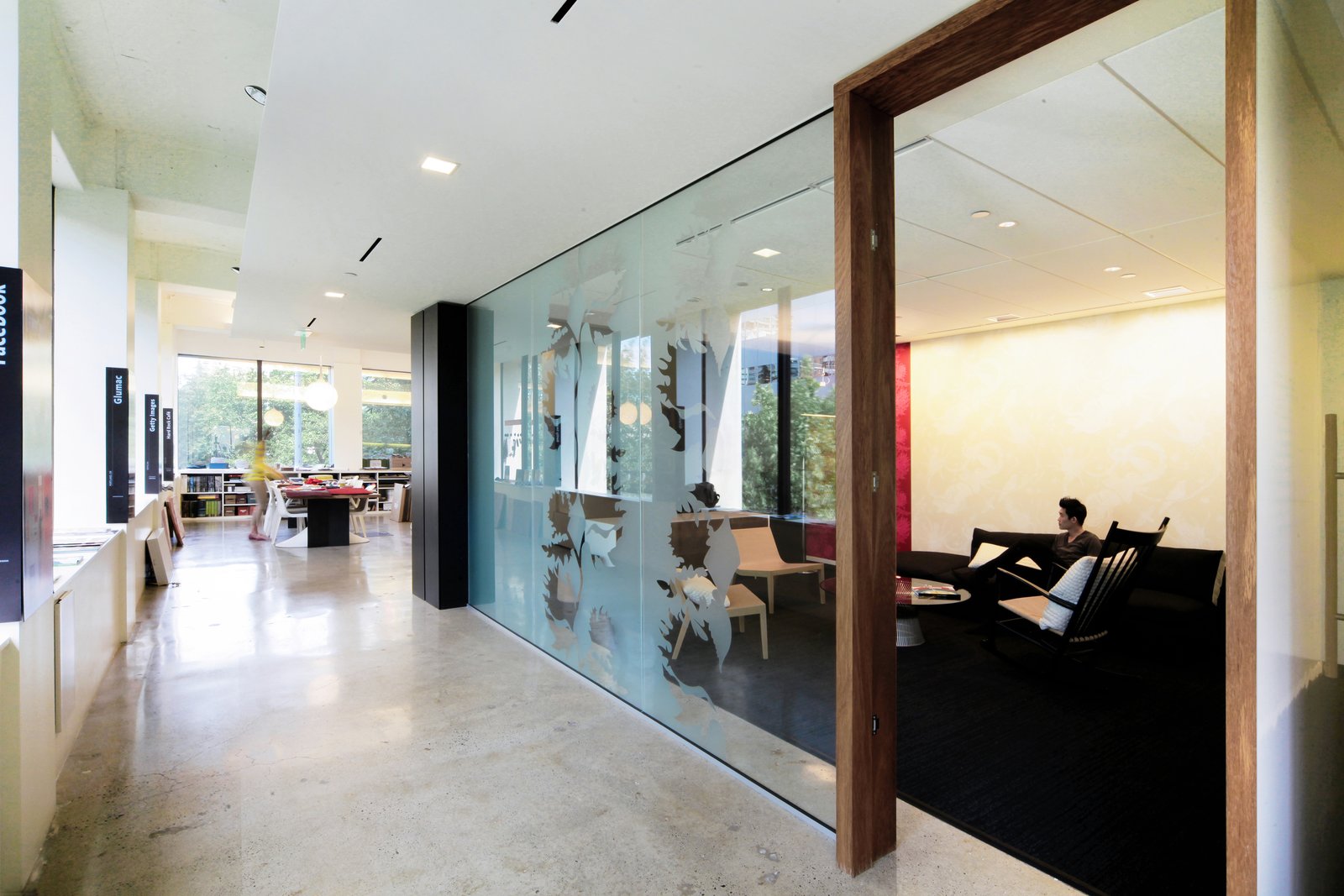 Photo 7 of 11 in Gensler Seattle by Gensler Northwest Region - Dwell