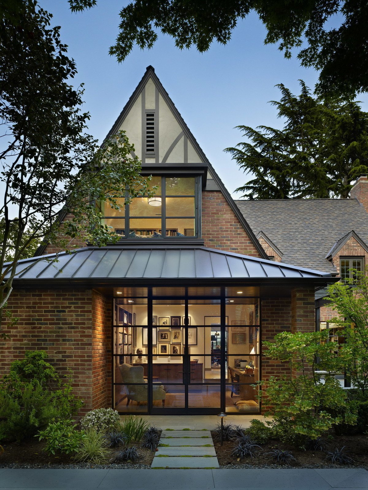 Photo 5 of 12 in 11 of Our Favorite Pacific Northwest Homes From the ...