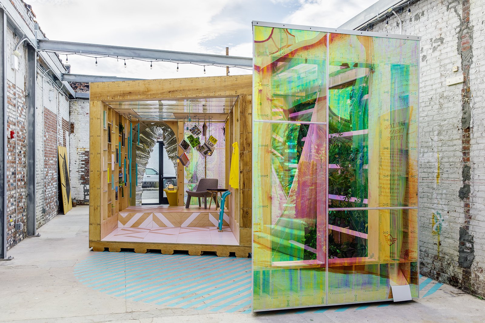 Photo 9 of 9 in A Vibrant Cabin in NYC Explores the Future of Urban ...