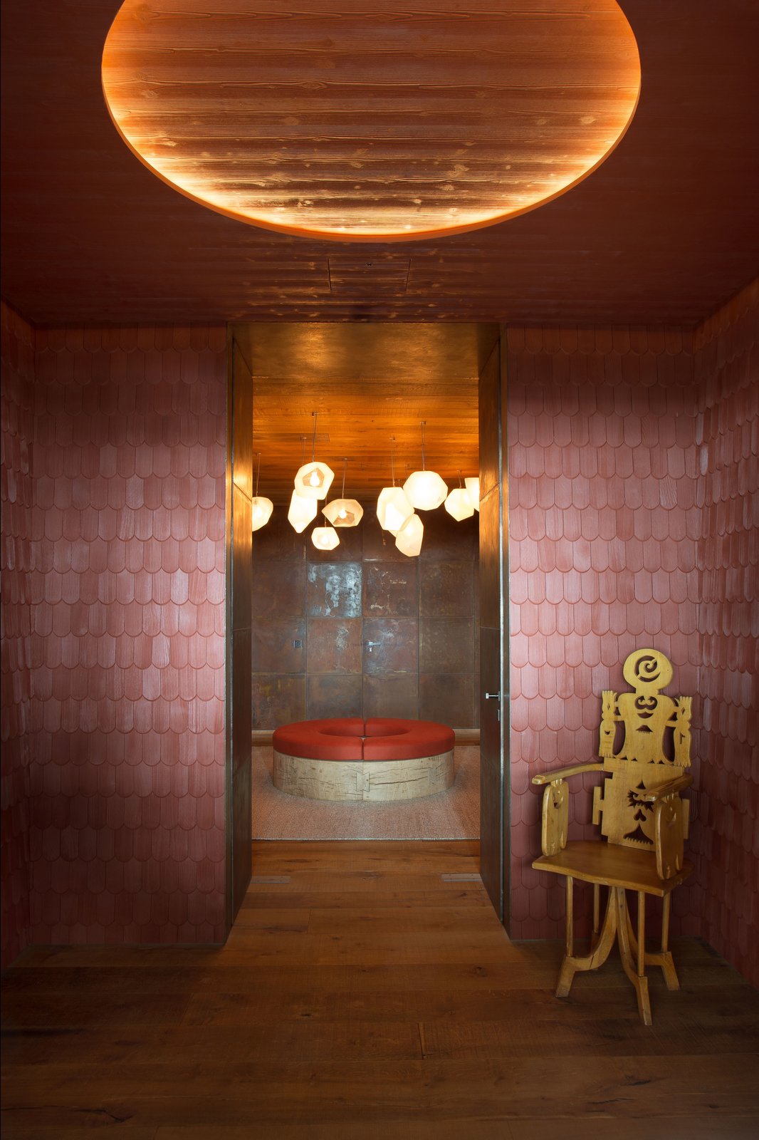 Photo 2 of 15 in A Gorgeous Chalet in the Swiss Alps Perfectly Blends ...