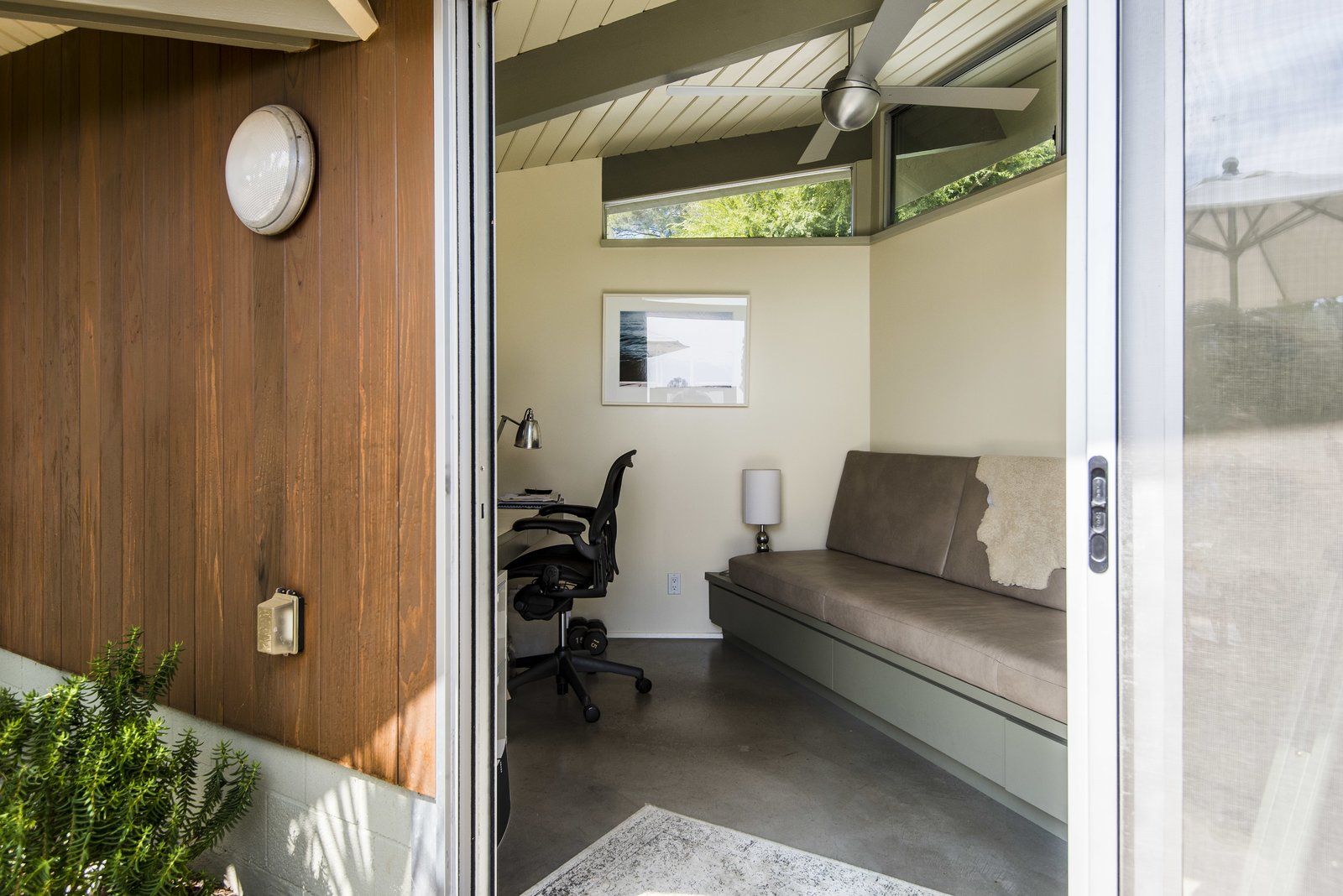 Photo 6 of 10 in The Gross House by A. Quincy Jones Hits the Market For ...