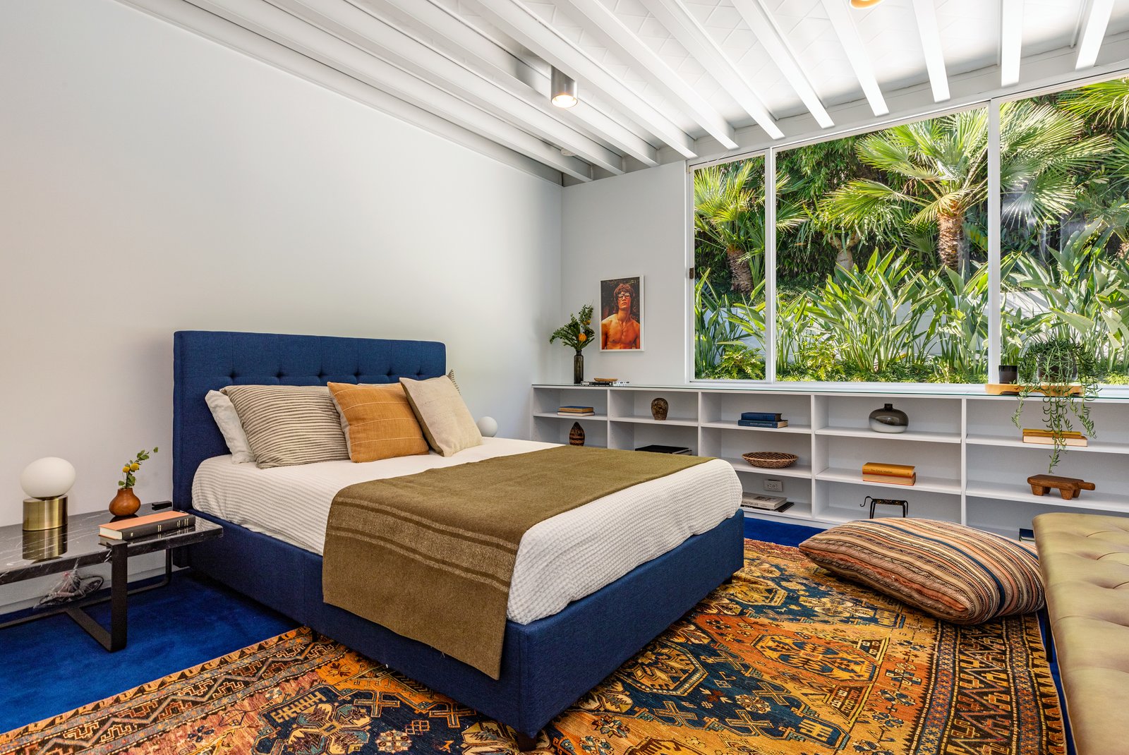 Photo 13 of 17 in Maroon 5’s Guitarist Lists a Midcentury Stunner in ...