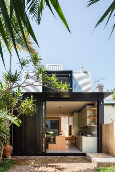 Best 60+ Modern Exterior Gable Roofline Design Photos And Ideas - Dwell